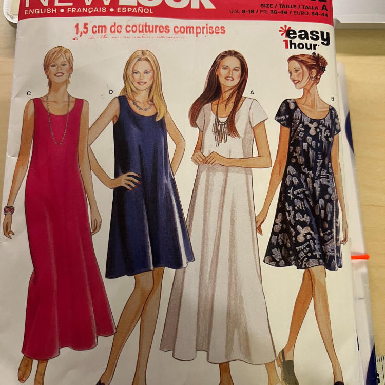 6352 ROBE New Look - New Look | NeedleMe